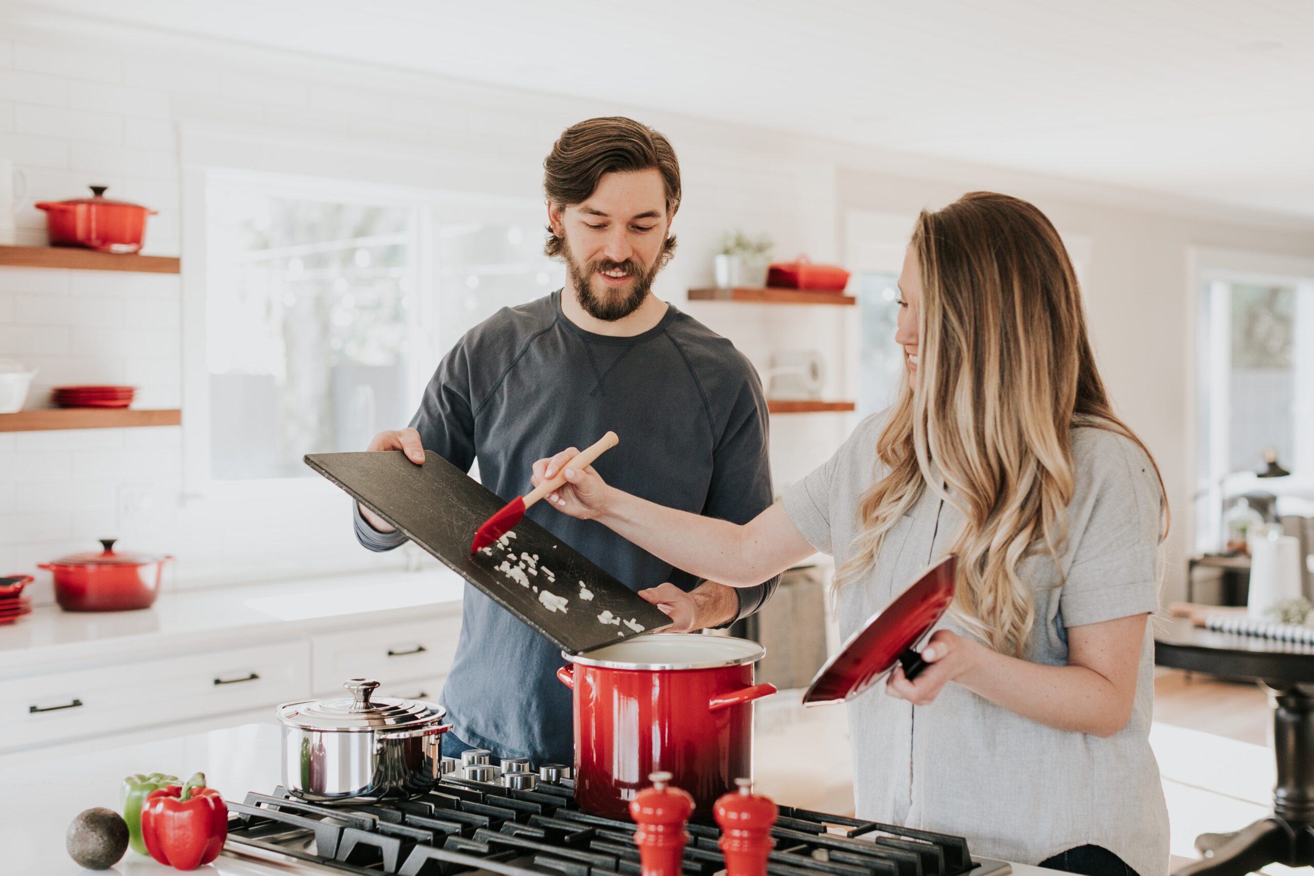 20 Indoor Outdoor Unique Date Night Ideas for Couples